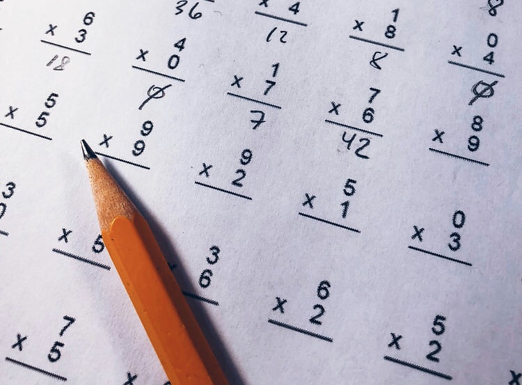 2012 - 2018 DSE Cut Off 分數（主科） - HKDSEGAYAU